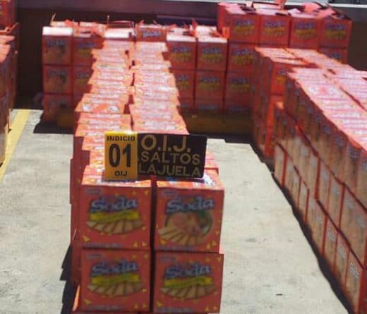 Bandits steal thousands of boxes of crackers from parking lot in ...