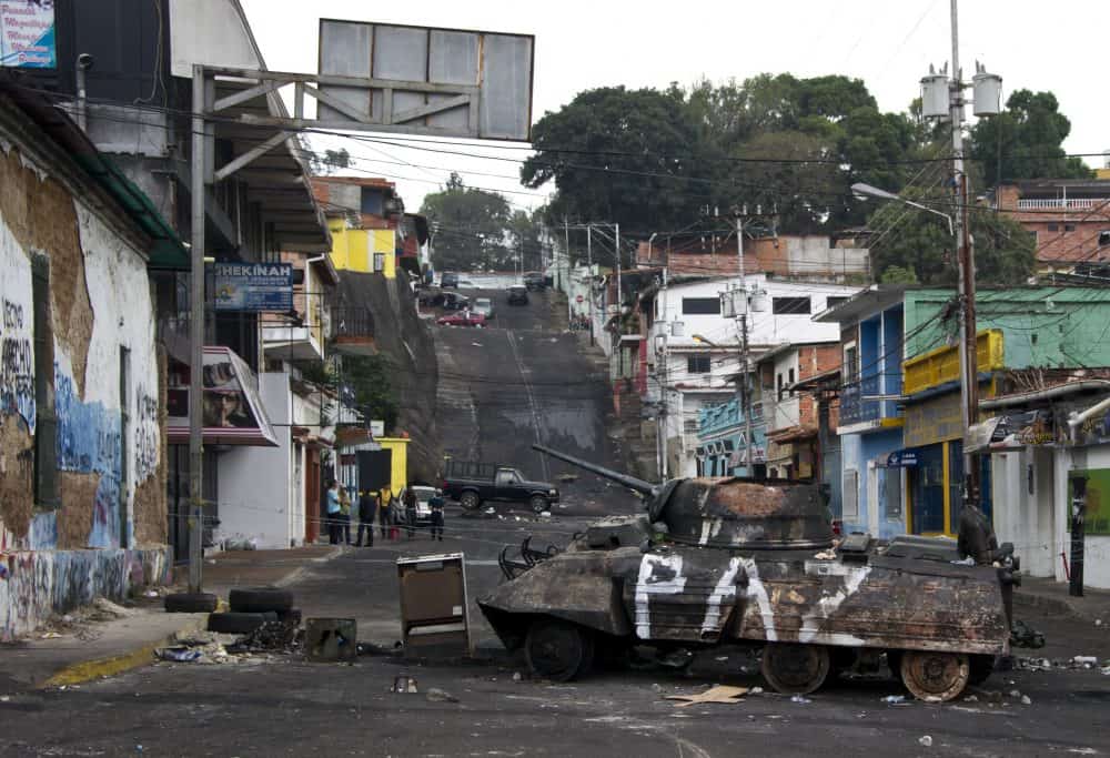 Venezuela death toll mounts in growing unrest : The Tico Times | Costa ...