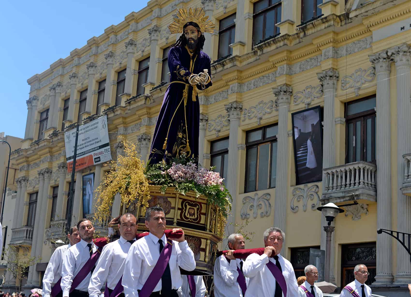 Photos from Costa Rica's annual Good Friday procession through the capital