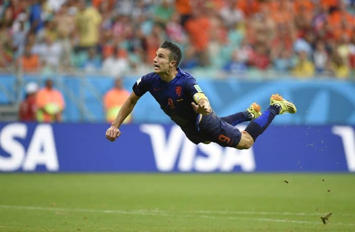 A flying header, plus 15 other awesome photos from Day 2 of the World Cup