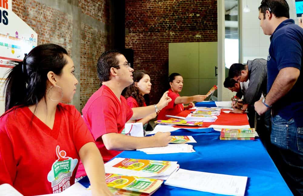 12 companies hoping to hire 700 bilingual professionals at job fair