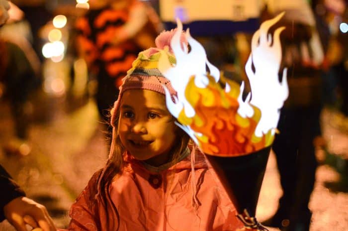 Independence Day in Costa Rica: Why the lantern parade? : The Tico ...