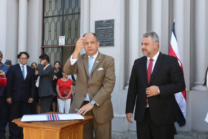 Renegotiated San Ramón-San José highway expansion signed into law : The ...