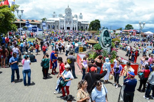 Traditional pilgrimage, Artisans' Fair and other happenings around ...