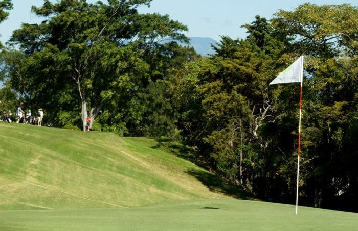 Costa Rica lawmaker to propose ban on golf courses