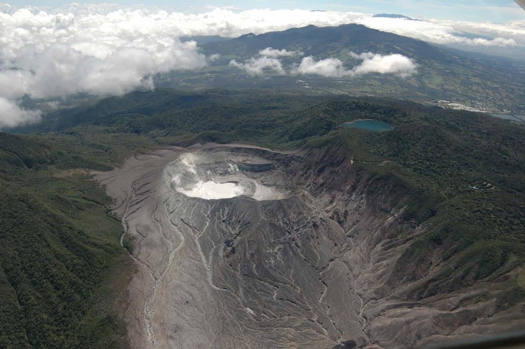 Increased Activity at Costa Rica's Poás Volcano Signals Possible Eruption