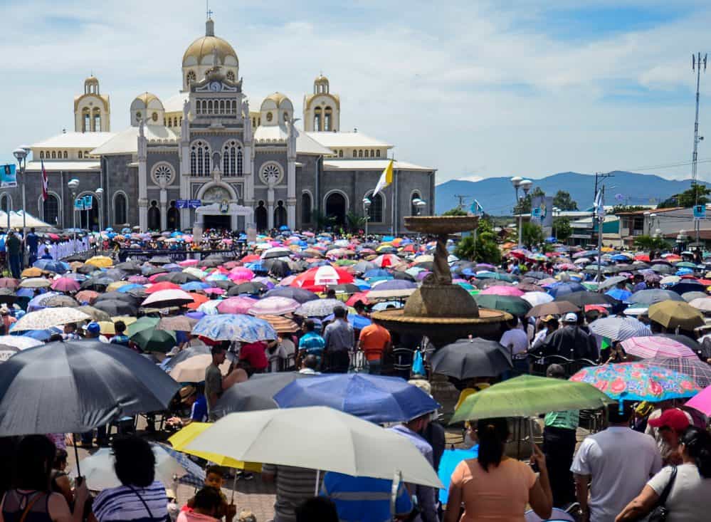 Costa Rica celebrates Virgen de los Ángeles Day – The Tico Times ...