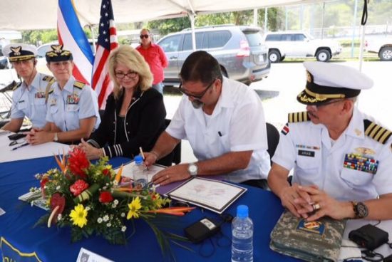VIDEO: U.S. Ambassador Day signs donation of ships to Costa Rican Coast ...