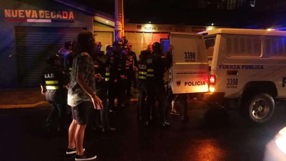 Costa Rican students, journalist denounce police aggression after protest