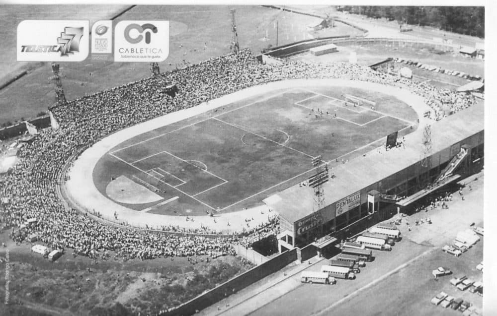 Costa Rica Sports History: A soccer match at The Old National Stadium ...