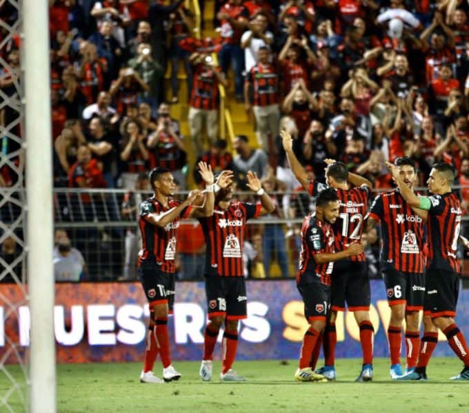 Costa Rican soccer teams return to training : The Tico Times | Costa ...