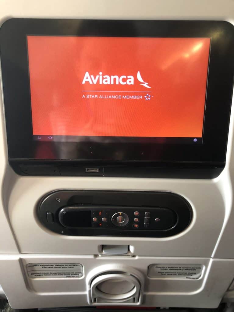 Review: Avianca Airbus A320 and A321 between Colombia and Costa Rica ...