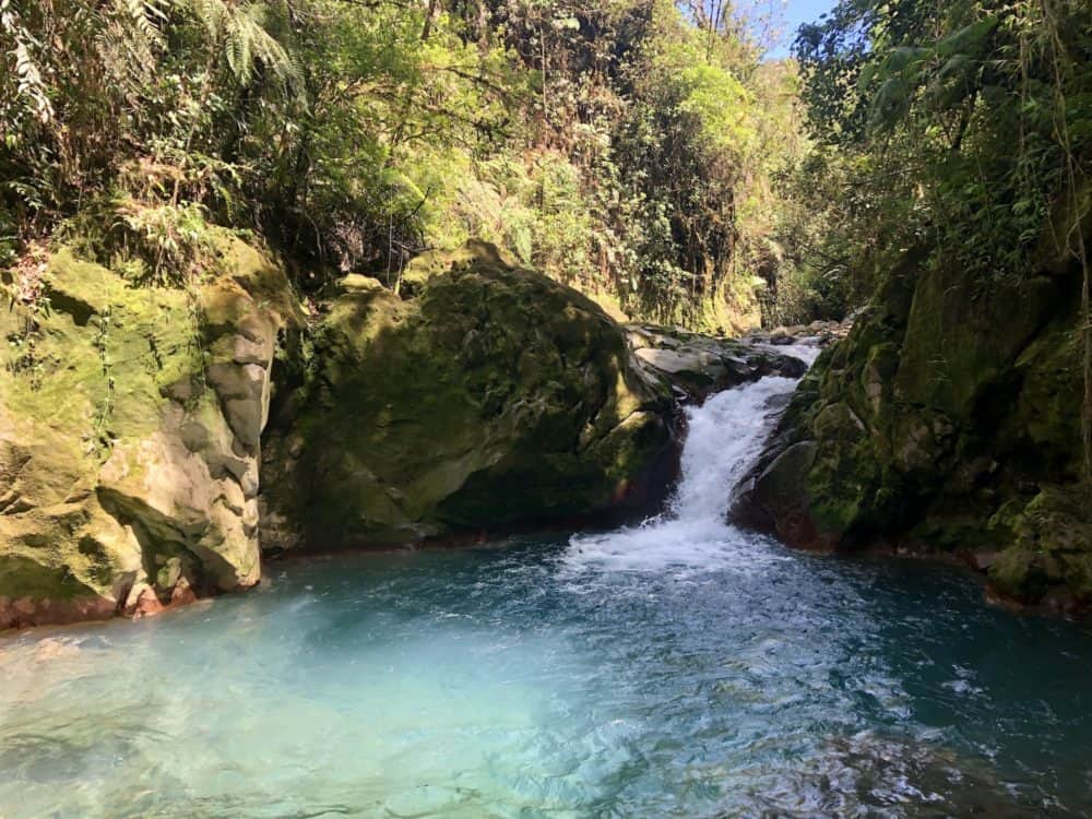 Pic of the Day: Swimming under a turquoise waterfall