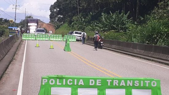 Landslides block Costa Rica's Route 32 to Caribbean