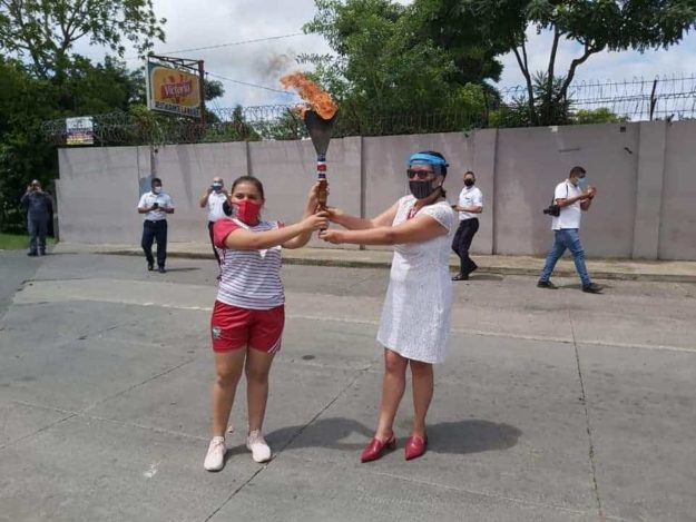 Independence torch travels through Costa Rica