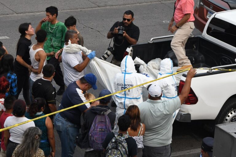 Honduras steps up El Salvador style gang raids in slums : The Tico ...