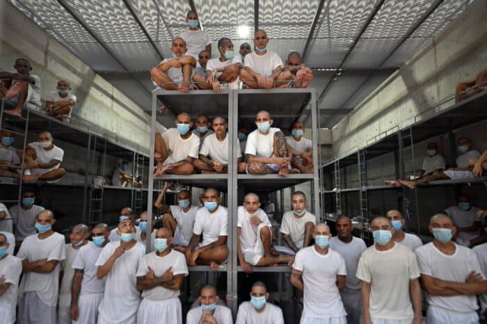 El Salvador's Mega-Prison Life for Gang Members : The Tico Times ...