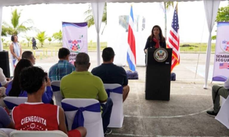 US Embassy Backs New Community Hubs in Limón, Costa Rica : The Tico ...