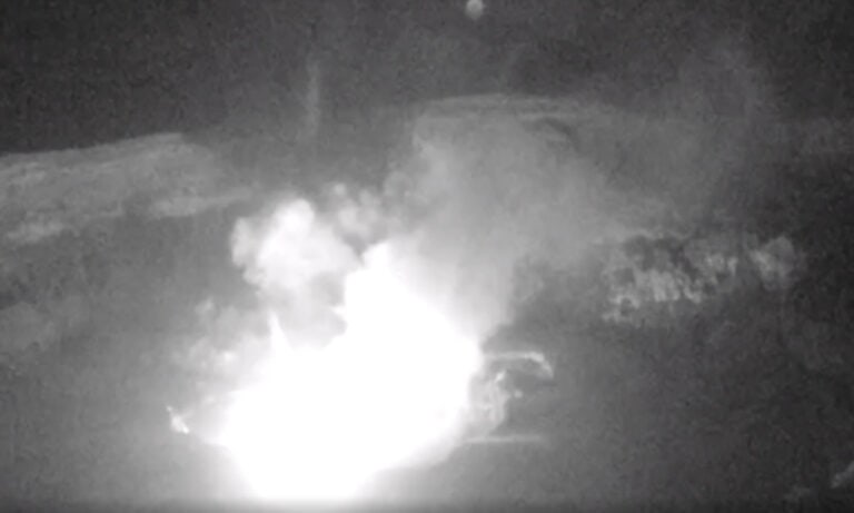 Fiery Eruption Lights Up Costa Rica's Poás Volcano