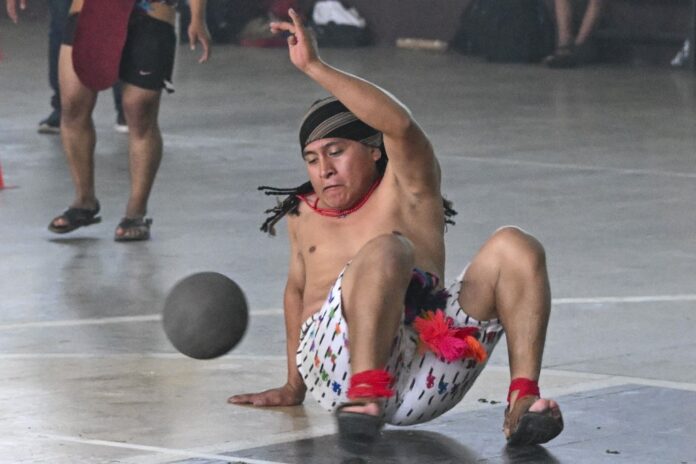 Indigenous Guatemalans Celebrate Equinox with Ancient Mayan Ball Game