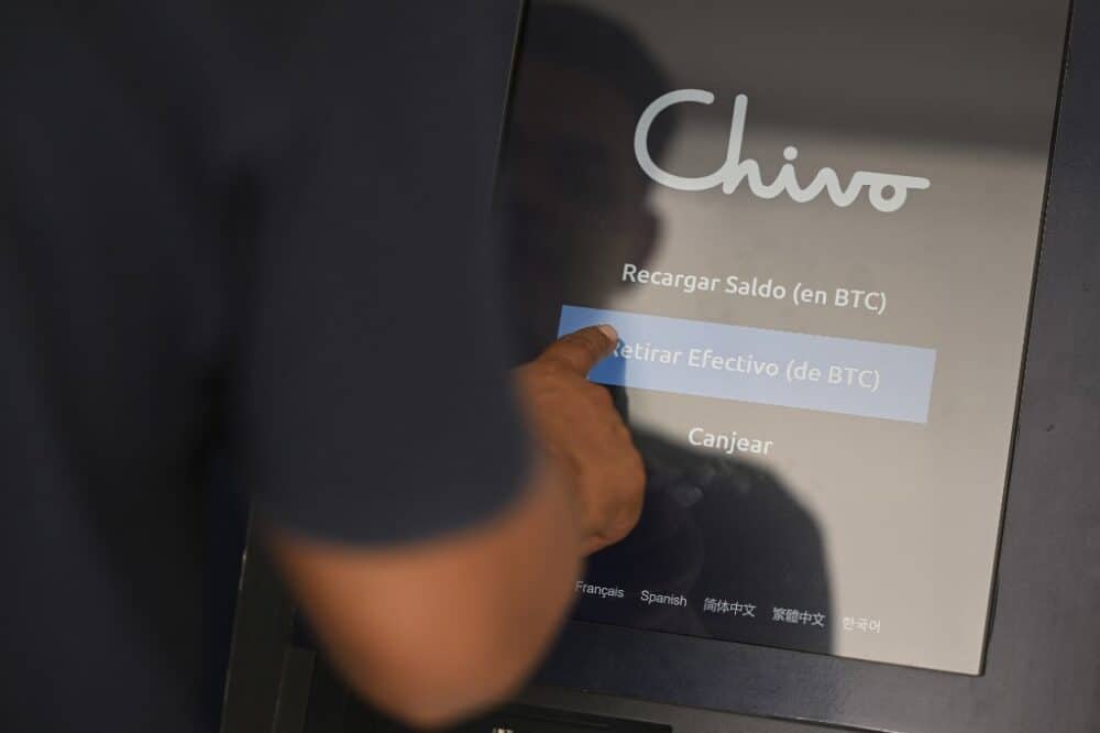 El Salvador Abandons Bukele's Bitcoin Dream as Chivo Wallet Faces Shutdown