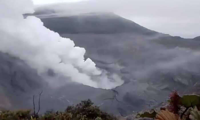 Costa Rica’s Poás Volcano Sends Ash Plume Skyward in Latest Eruption
