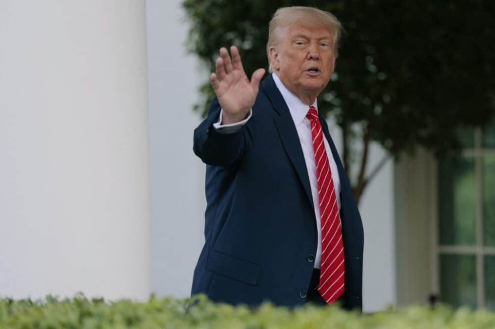 Trump congratulates Pope León XIV, a "great honor" for the US