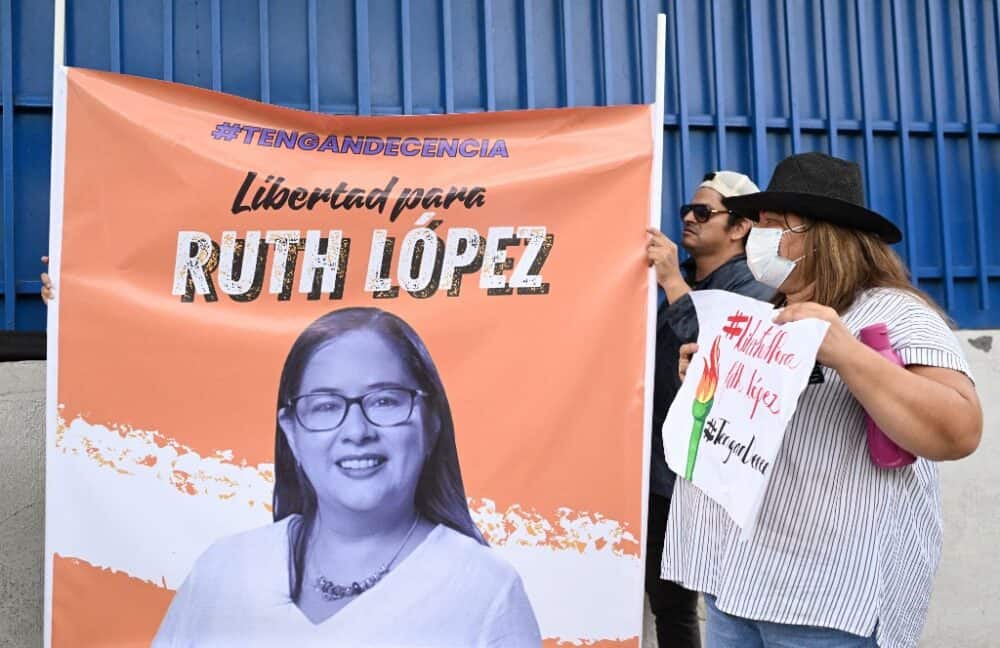 Rights Groups Condemn El Salvador Over Arrest of Anti-Corruption Lawyer