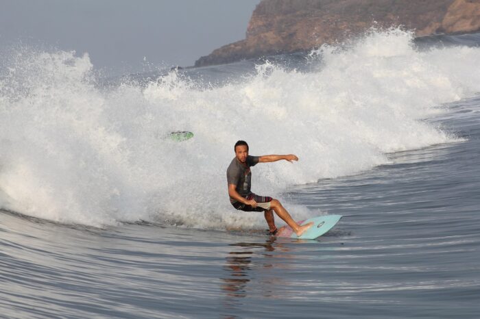 El Salvador for First-Time Surfers: A Guide to Surf City and the Wild East
