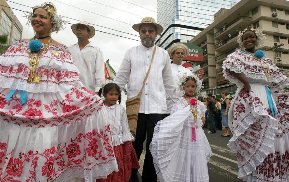 Panama's Iconic Thousand Polleras Parade in Los Santos