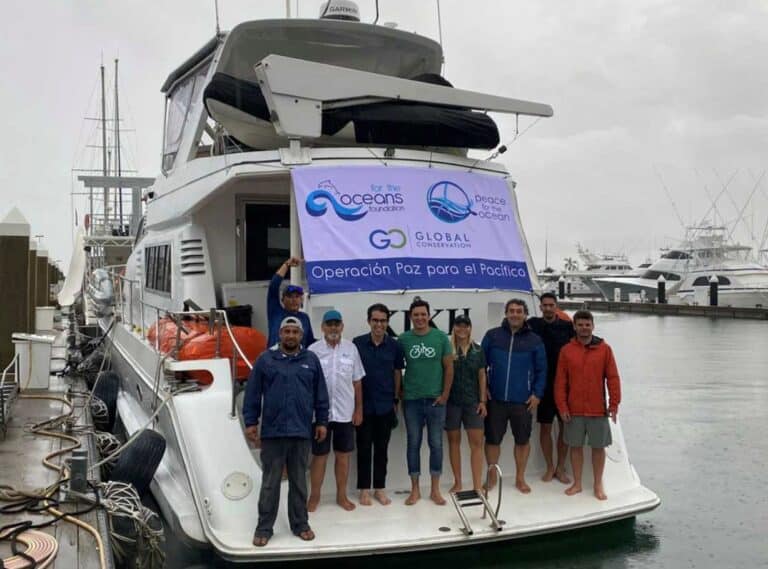 Costa Rica Pacific Expedition to Study Sharks, Mantas and Sea Turtles
